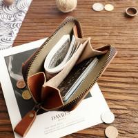 China Genuine Leather Men's Retro Handmade Short Wallet Low MOQ Mix Models 13cm x 10cm for sale