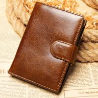 China Men's Genuine Leather Bifold Wallet 13 Card Holders 3 ID Windows 0.12kg Daily Use for sale
