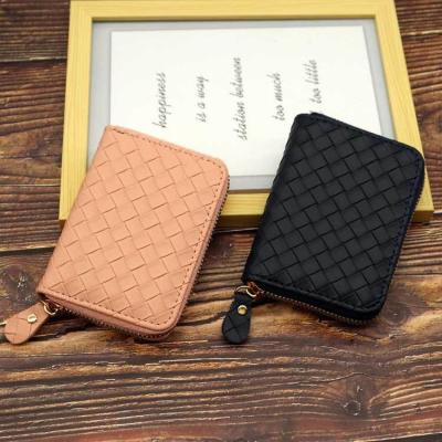 China Anti-Theft PU Leather Credit Card Holder Accordion Wallet with Gold Zipper 12 Slots for sale