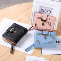 China Custom PU Leather Women Short Wallet with Zipper Closure 8 Card Slots for sale