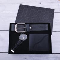 China Custom PU Leather Men's Gift Set Watch Wallet Minibook 26x20x6.5cm Flip Case for sale