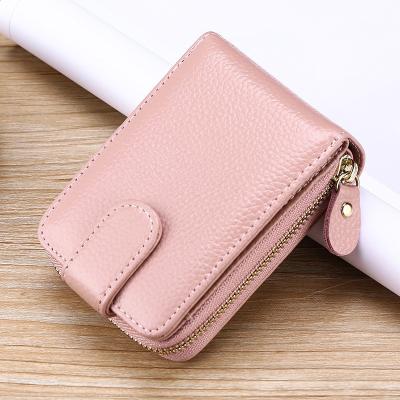 China Custom Logo Pebble Leather RFID Blocking Card Case for Men Women 2 Slot for sale