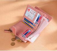 China Mini Genuine Leather Coin Purse Vintage Oil Wax Wallet for Women 10cm x 8cm for sale