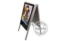 China Slim color HD 24 inch Wall Mount LCD Display 16:9 Aspect Ratio digital totem for sale