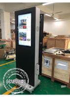 China Movable 32 Inch Win10 Advertising Standee Computer With Wheels , 1500cd / M2 for sale