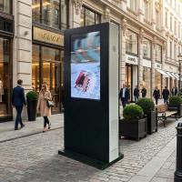 China 55 Inch Dual Screen Outdoor Digital Signage with IP65 Waterproof, 3000NITS Brightness, and Split Screen Playback for sale