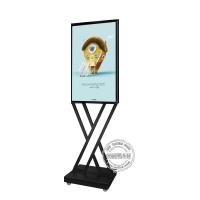 China Portable Android 7.1 500cd/m2 TFT LCD Digital Signage Display for sale