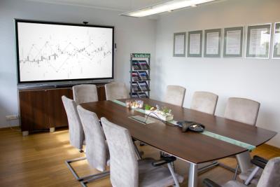 China Collaborative Presentations Made Easy with Interactive Touch Screen Monitor and Whiteboard Software for sale