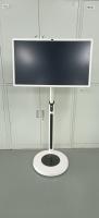 China Interactive LCD Touch Screen Interactive Display 32 In Touch Screen Monitor Portable for sale