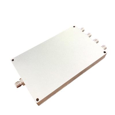 China 500-6000MHz 4 Way Wilkinson Power Divider Combiner SMA Female 50 Ohm 30W for sale