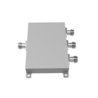 China 350-520MHz 3 Way N Female Wilkinson Power Divider 50 Ohm IP65 50W for sale