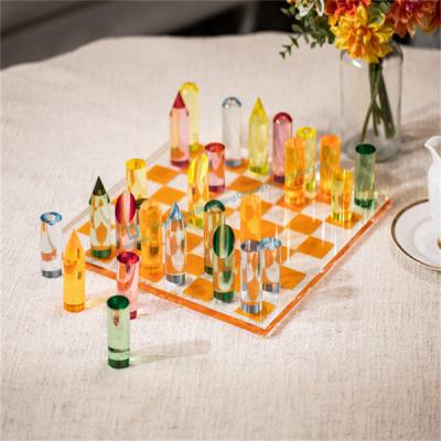 China 3d Resin Chess Pieces Acrylic Stone Chess Set Luxury for sale