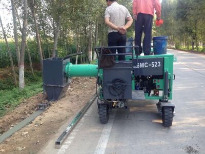 China Compact Slipform Paver with Automatic Steering and High-precision Leveling for Concrete Curb Construction for sale