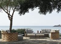 China Outdoor Furntiure Teak Sectional with Club Chair. Molteni SN-2674 for sale