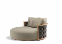 China Top Luxury Outdoor Furniture Teak Daybed with Waterproof Cushion for Hotel. Molteni SN-2698 for sale