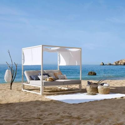 China Leisure Design Outdoor Canopy Daybed Aluminum Beach Sunbed with Curtain. SN-26103 for sale