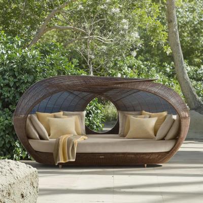 China Hotel Pool Furniture Villa Resort Tropical Rattan Canopy Daybed for Outdoor. Wing SN-26109 for sale