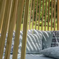 China Expensive Furniture Design Teak Outdoor Daybed with Curtain. SN-26110 for sale