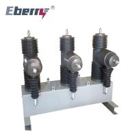 China ZW32 Outdoor Automatic Circuit Breaker Reclosing Switch Solid Insulated Vacuum Recloser for sale