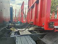 China Transport Logs and Rebar with Our 3-Axis Timber Flatbed Semi-Trailer King Pin Options for sale