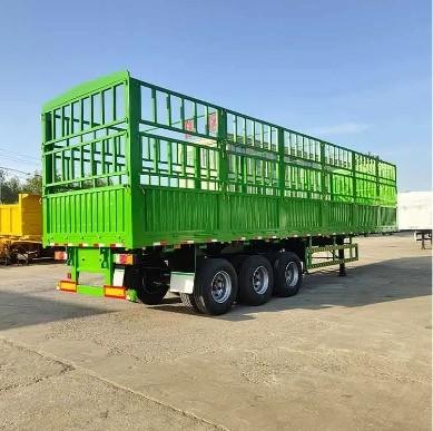 China 28t Heavy Duty Landing Gear 3 Axle WS Side Wall Fence Semi Trailer for Animal Transport for sale