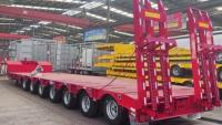China Customizable Steel Flatbed Semi-Trailer Loader for Heavy Duty Equipment Transportation for sale
