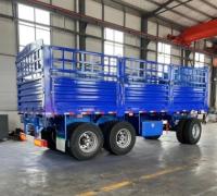 China Customer's Request 3 Axle Draw Bar Fence Full Trailer with Fence Stake for sale