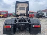 China Lower 380/400/430hp LHD 6x4 Tractor Truck with Euro 6 Emission Standard from Exporter for sale