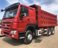 China SINOTRUCK HOWO 4x2 6x4 8x4 Hydraulic Cylinder Tipper Dump Truck for 2 Passengers for sale