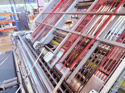 China Remote System Optional Flute Bonding Machine Automatic Flute Laminator Offering Automated Control for Corrugated Board Assembly for sale