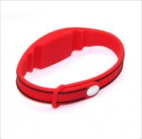China Waterproof IP68 RFID Silicone Wristband Adjustable Custom Striped Decoration for sale