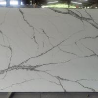 China Calacatta Color Artificial Countertop Quartz Stone Slabs 3200x1600mm For Kitchen for sale