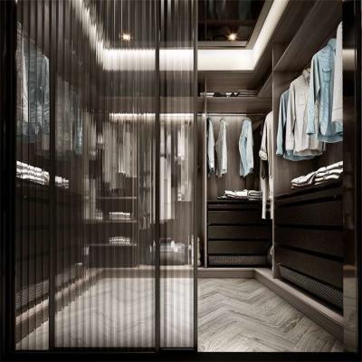 China 5 Door Wardrobe Bedroom Furniture Knocked Down Structure With Hinge Accessories for sale