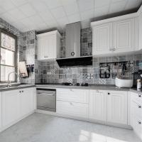 China Luxury Wooden Quartz Stone Kitchen Countertop Cabinet Set OEM ODM Customized for sale