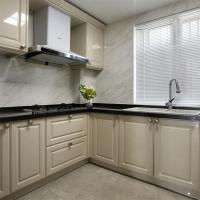 China Particle Board Solid Wood Kitchen Countertop Cabinet Customized Size for sale