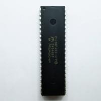 China PIC18F452-I/P PIC18F452-E/P 8-Bit 40MHz 32KB Flash Microcontroller IC 40-PDIP for sale