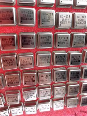 China HOSONIC HO-22B HO-25 Series Crystal Oscillator 13.5MHz TTL/HCMOS 8 Pin Half Size for sale