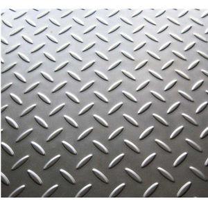 China Hot Rolled Checkered Stainless Steel Plate 304 304L 3000mm Anti Slip Embossed Diamond for sale