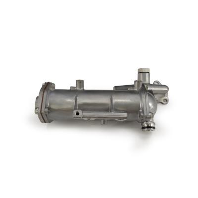 China ME014779 Oil Cooler Cover for Mitsubishi 4D31 Engine - Aluminium Water-Cooled Radiator Assembly for sale