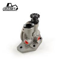 China Excavator Fuel Filter Head 6754-71-6810 for Komatsu PC200-8MO PC220-8MO Engine Parts for sale