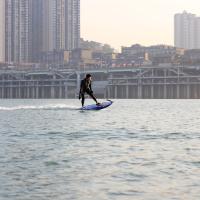 China Mini Wave Electric Power Jet Surfboard for Unisex Max Speed of 60km/h and Water Sports for sale
