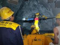 China Fully Hydraulic Tunneling Jumbos Rock Support Drill Rigs For Bolt Support for sale