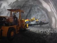 China Fully Hydraulic Tunneling Jumbos Rock Support Drill Rigs For Bolt Support for sale