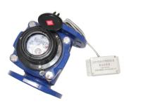 China GPRS/NB-IoT Smart Water Meter 15-300mm with 6+ Year Battery Life and IP68 Rating for sale