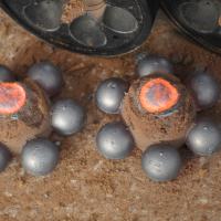 China High Hardness 20-150mm 30mm 40mm 60mm 70mm 80mm Cast Iron Balls for sale