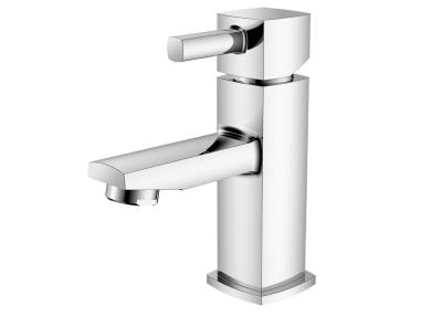 China Ceramic / Brass / Polished Single Lever Monobloc Chrome Basin Mixer T8182AMW for sale