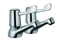 China Coral 3/4 Pair Bath Taps Brass Polished With Elegant Chrome Finish for sale