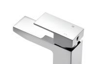 China Single Lever Brass Wall Mixer Tap Ceramic Valve Chrome Finish for sale