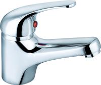 China Chrome Finish Basin Mixer Faucet With Modern Style For Bath T8022MW for sale
