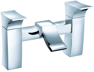 China Upgrade Your Bathing Experience with a Chrome Finish Bath Shower Mixer Faucet T8864 for sale